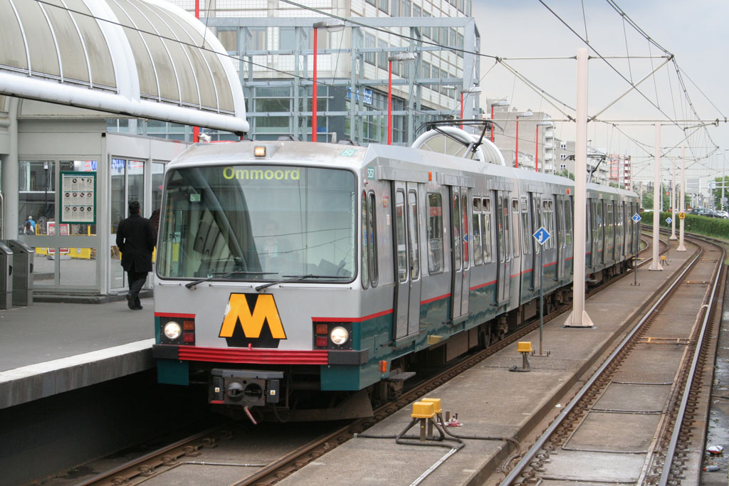 40 jaar metro in Rotterdam - Busfoto.nl